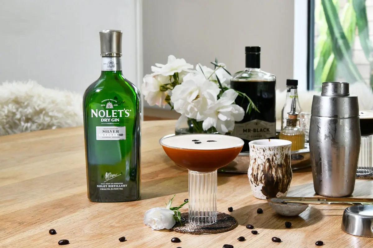 Nolet's标志设计含义及杜松子酒品牌设计理念-诗宸标志设计