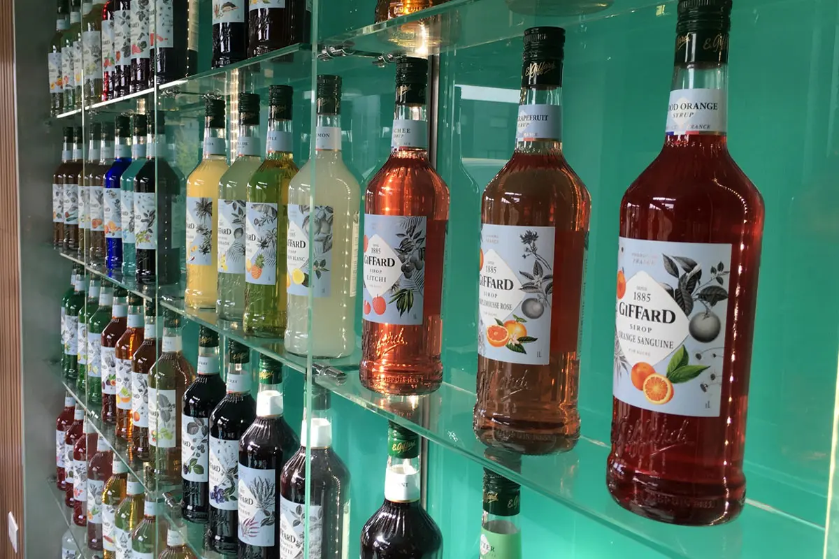 Giffard标志设计含义及利口酒品牌设计理念-诗宸标志设计