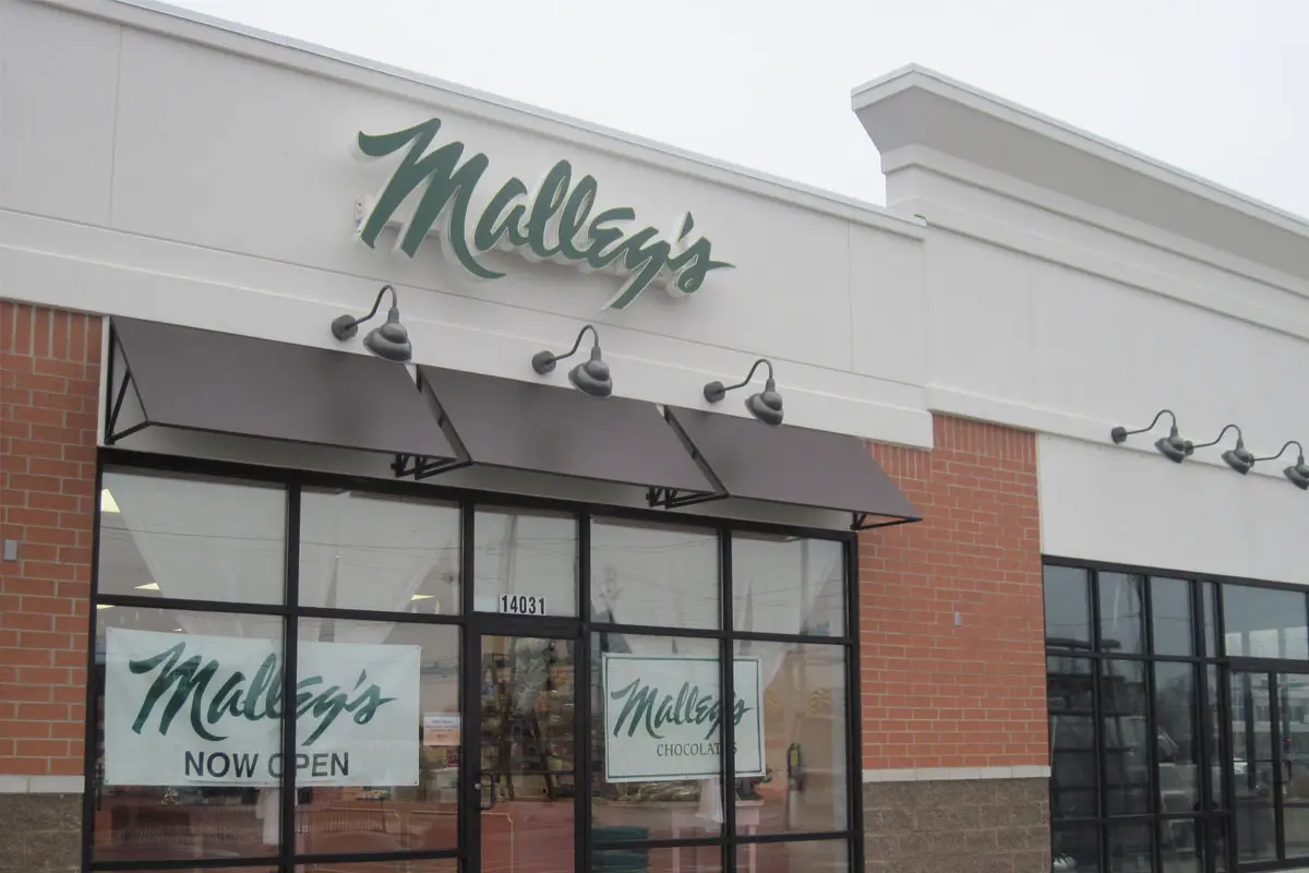 Malley's Chocolates标志设计含义及巧克力品牌设计理念-诗宸标志设计