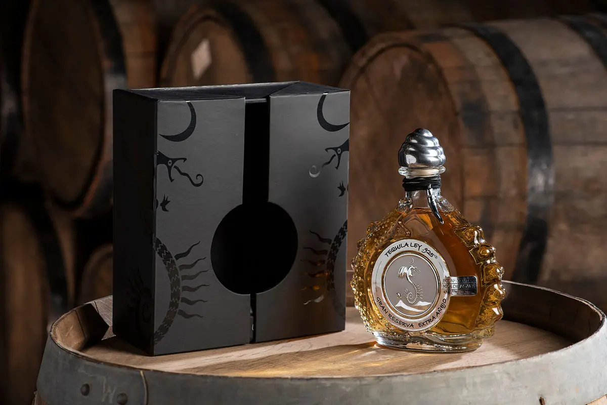 Tequila Ley .925标志设计含义及龙舌兰品牌设计理念-诗宸标志设计