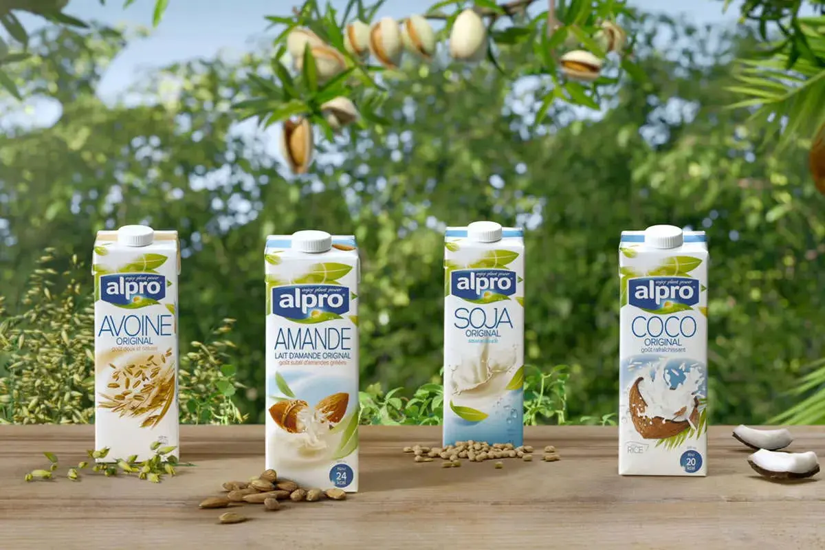 alpro品牌logo设计含义及奶制品品牌设计理念-诗宸标志设计