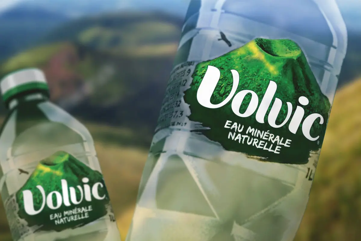 volvic富维克logo设计含义及矿泉水品牌设计理念-诗宸标志设计